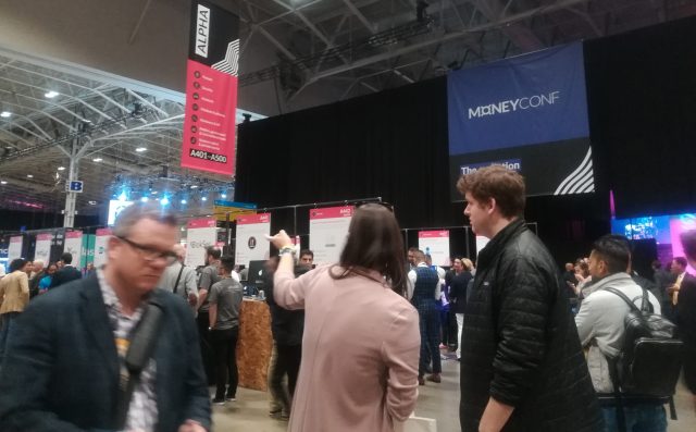 dav | TechWave（テックウェーブ）