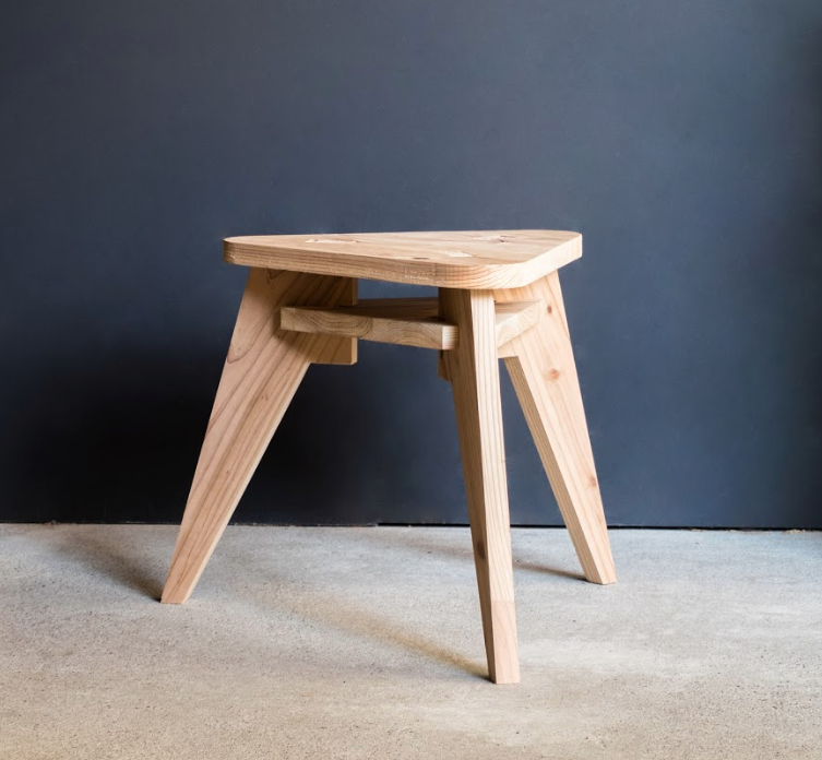 世界中の家具デザインを選んで街の工房でオンデマンド製造できる「EMARF（エマーフ）」の可能性 | TechWave（テックウェーブ）